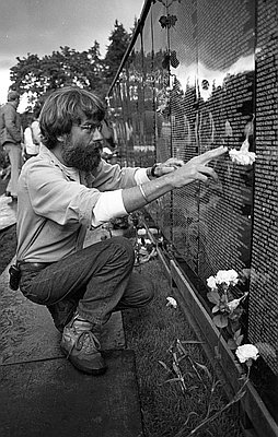 Dan Deuel (1946-2006)