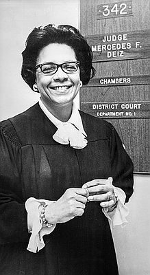 Mercedes Deiz (1917–2005)